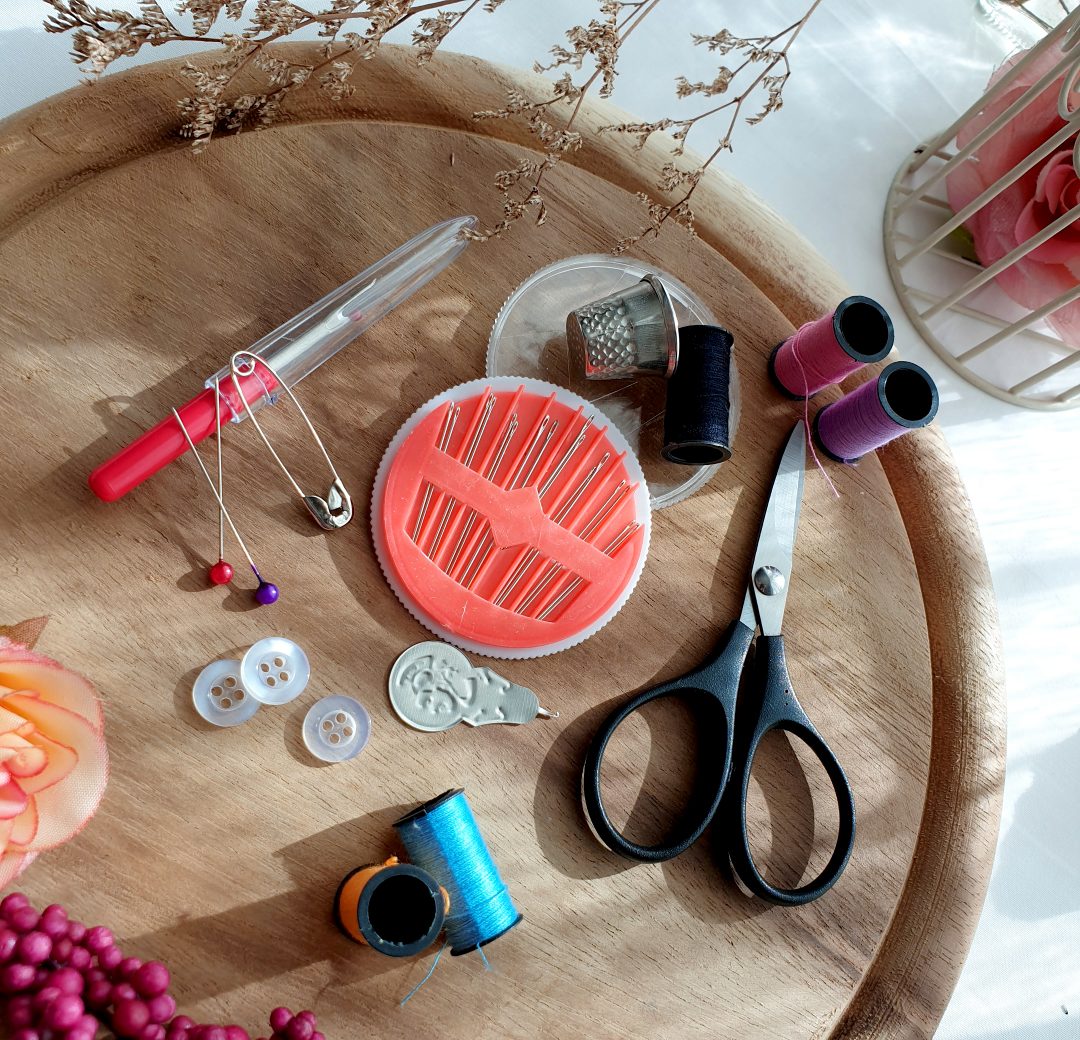 Mini Sewing Kit 01